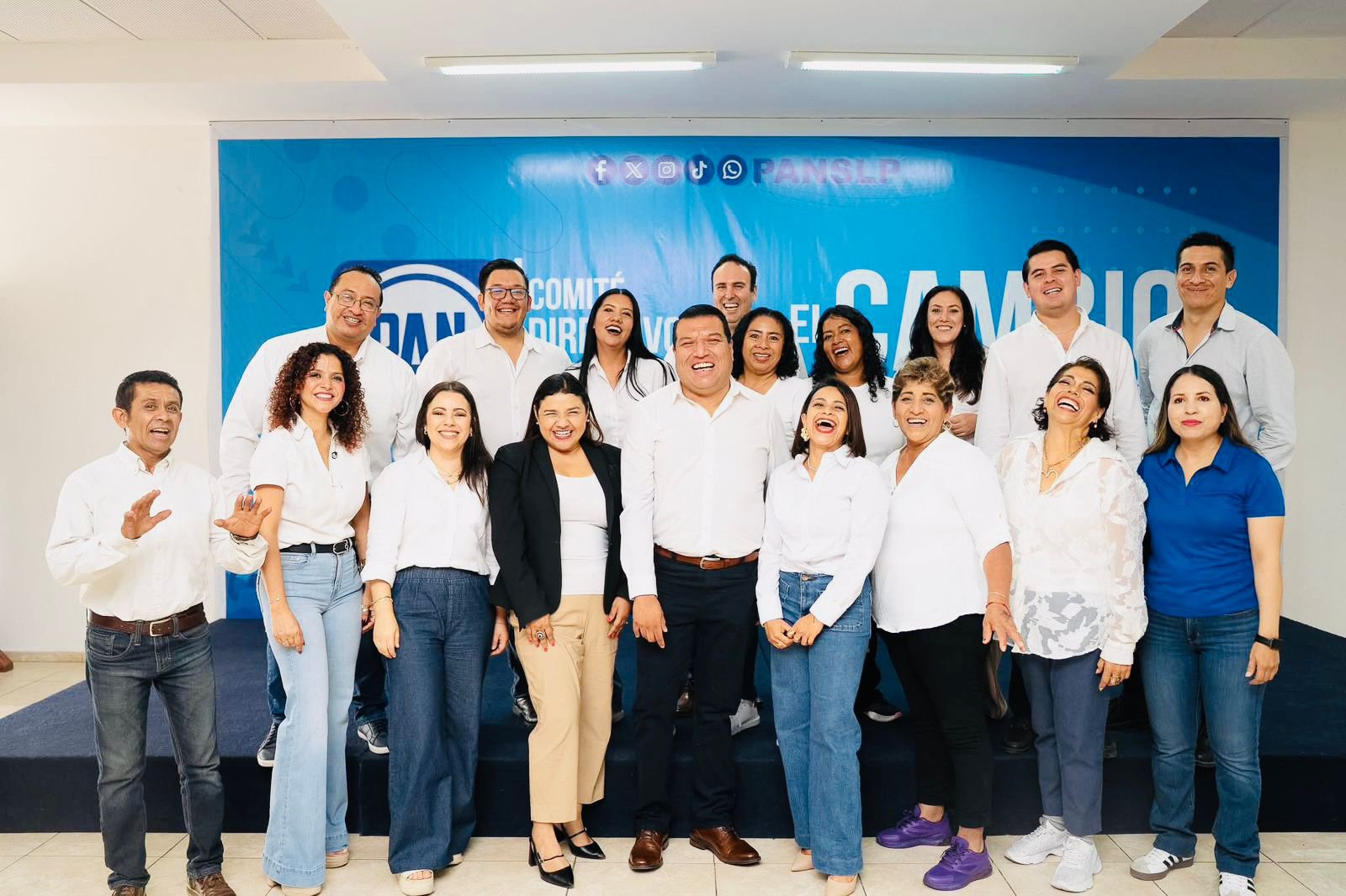 Avanza la Renovación de Estructuras Municipales del PAN en SLP - www ...