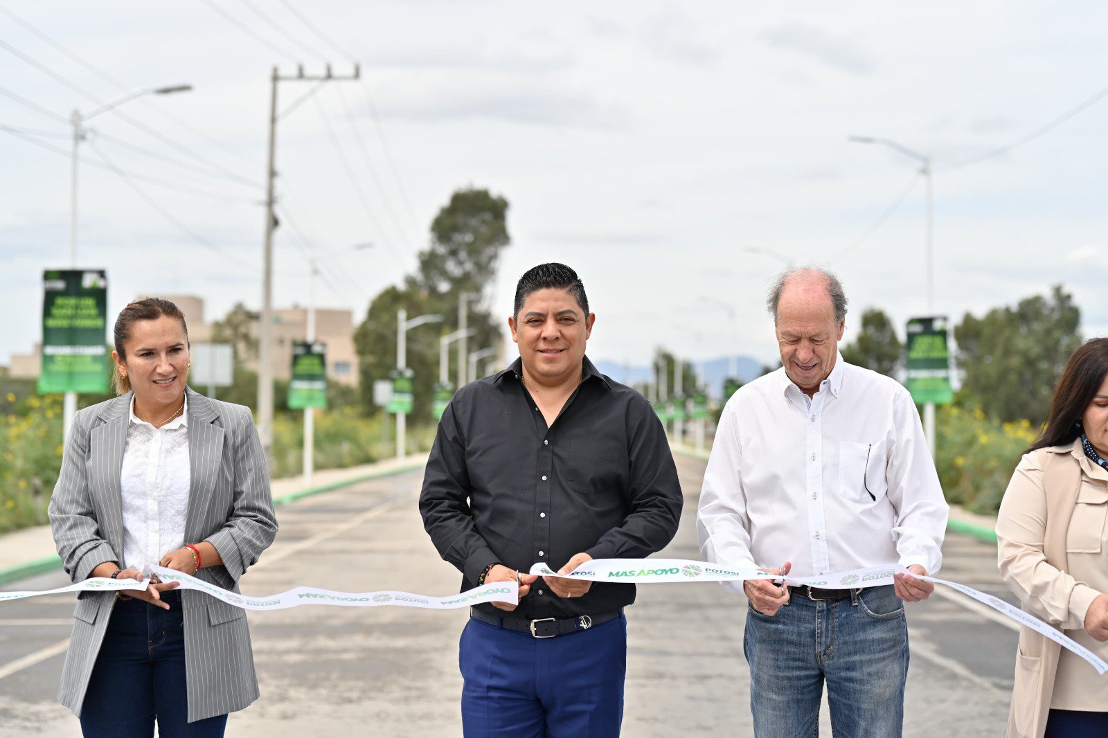 Ricardo Gallardo entrega rescate de las calles 50 y Tangamanga en ...